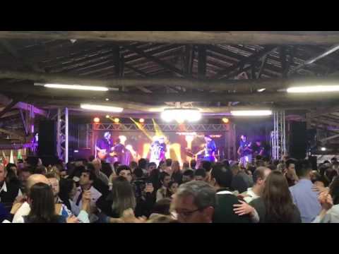 Tchê garotos na voz de maike Fernando, CTG lomba grande - YouTube