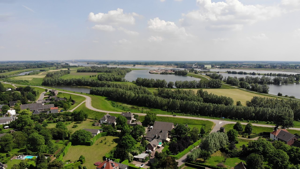 Uiterwaarden Dodewaard met de Bijer en de rivier de Waal.(6) - YouTube