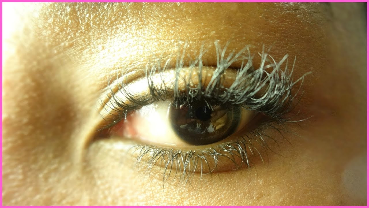 The Secret to LONG thick curly Lashes - YouTube