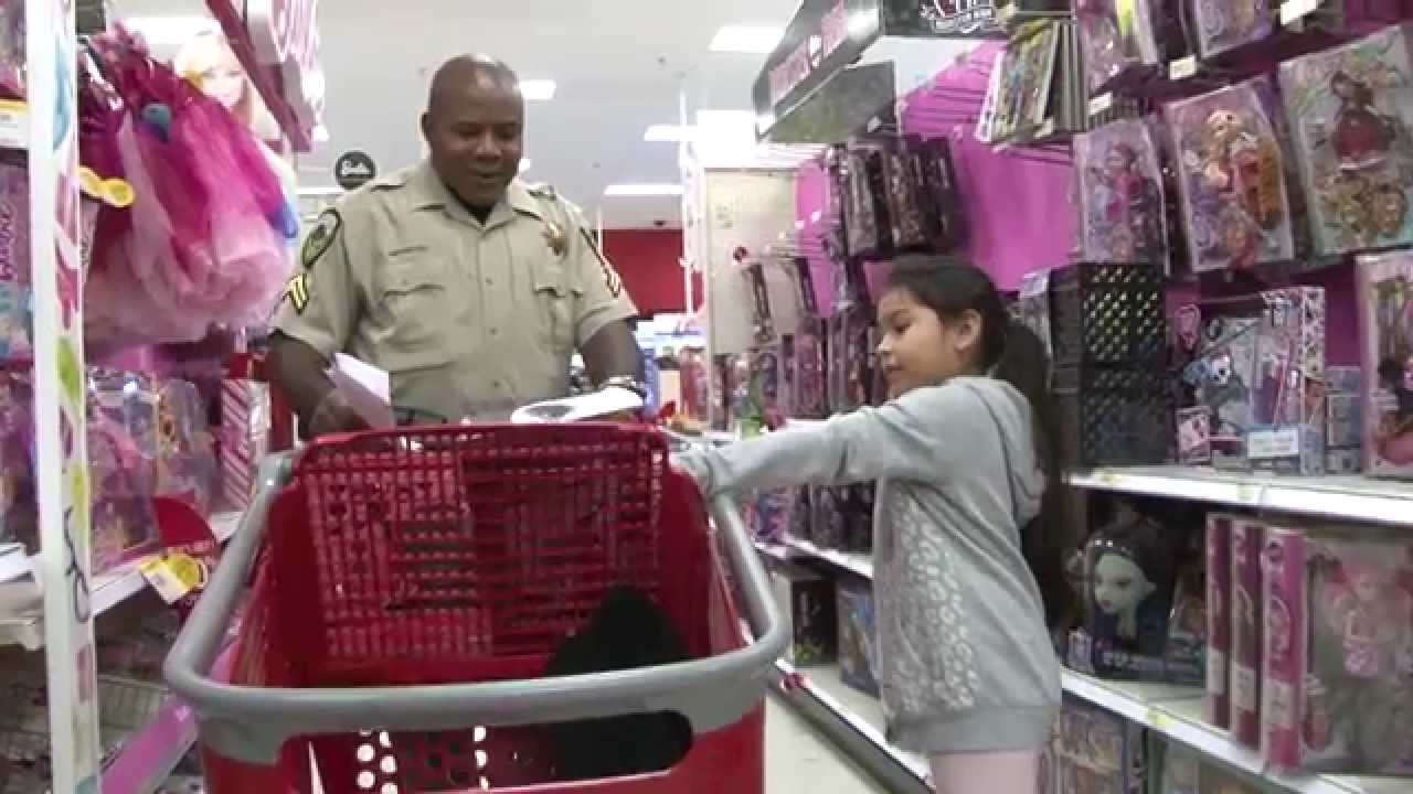Shop With a Cop- Police Caring For Our Community - YouTube