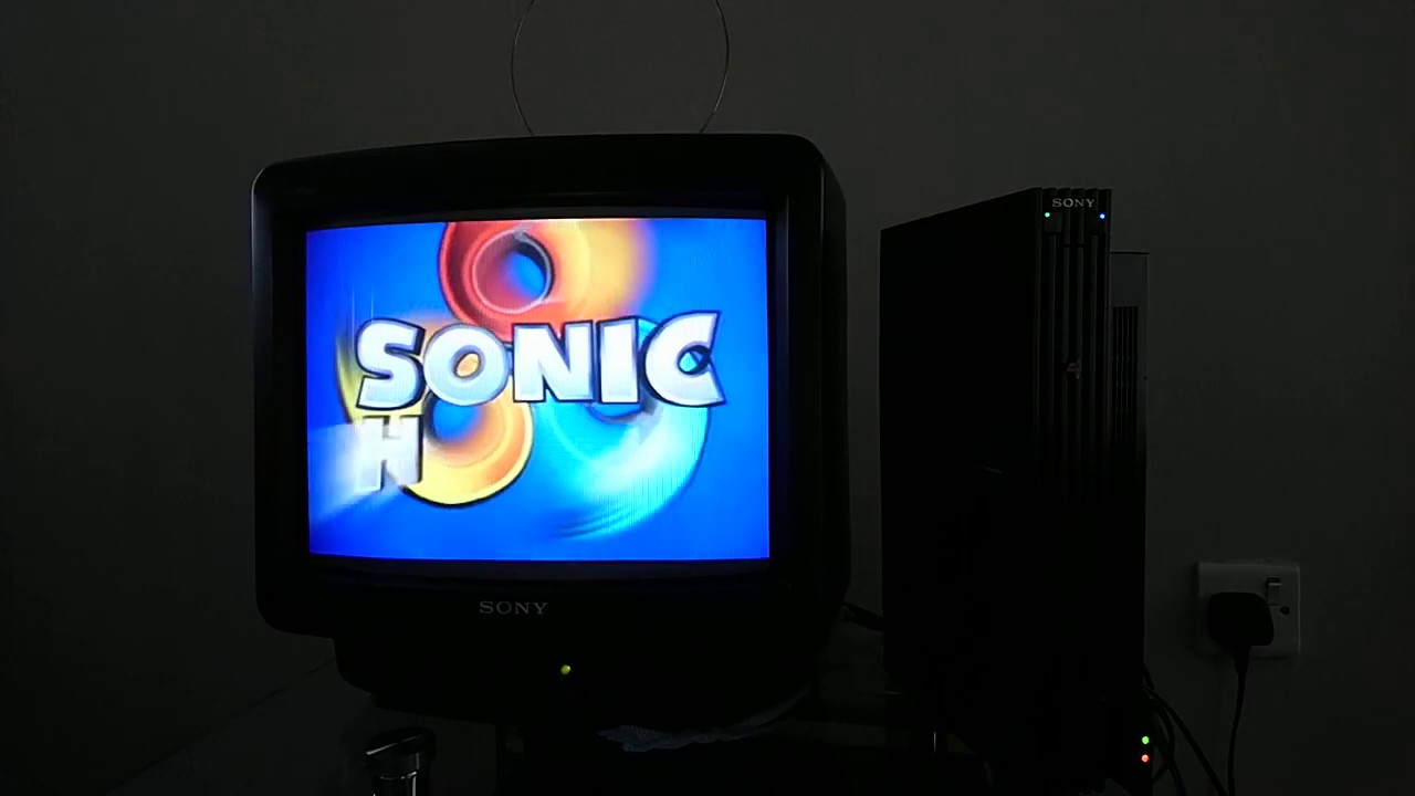 Sony Trinitron 14" CRT Portable Television Pal 240 Volt - YouTube