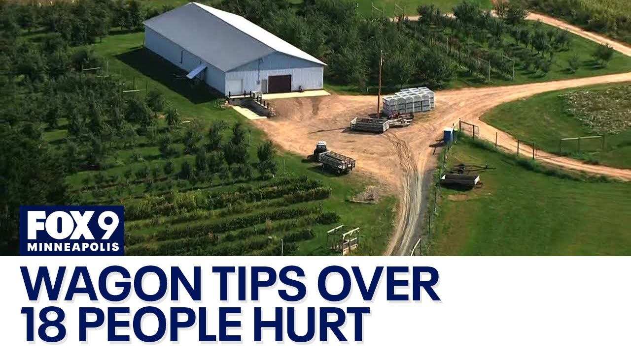 Wagon ride crash hospitalizes 18 people in WI - YouTube