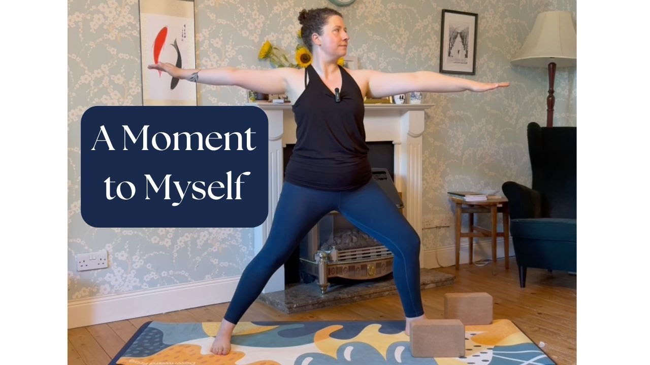 A moment to myself - 25 min hatha yoga flow - full body - YouTube