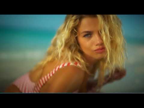 Hailey Clauson//Looney Tunes 2016 - TIX & The Pøssy Project