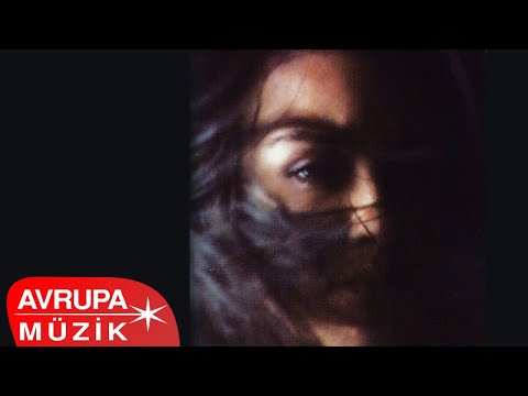 Yonca Pakyürek - İki Gül Gibiydik (Official Audio)