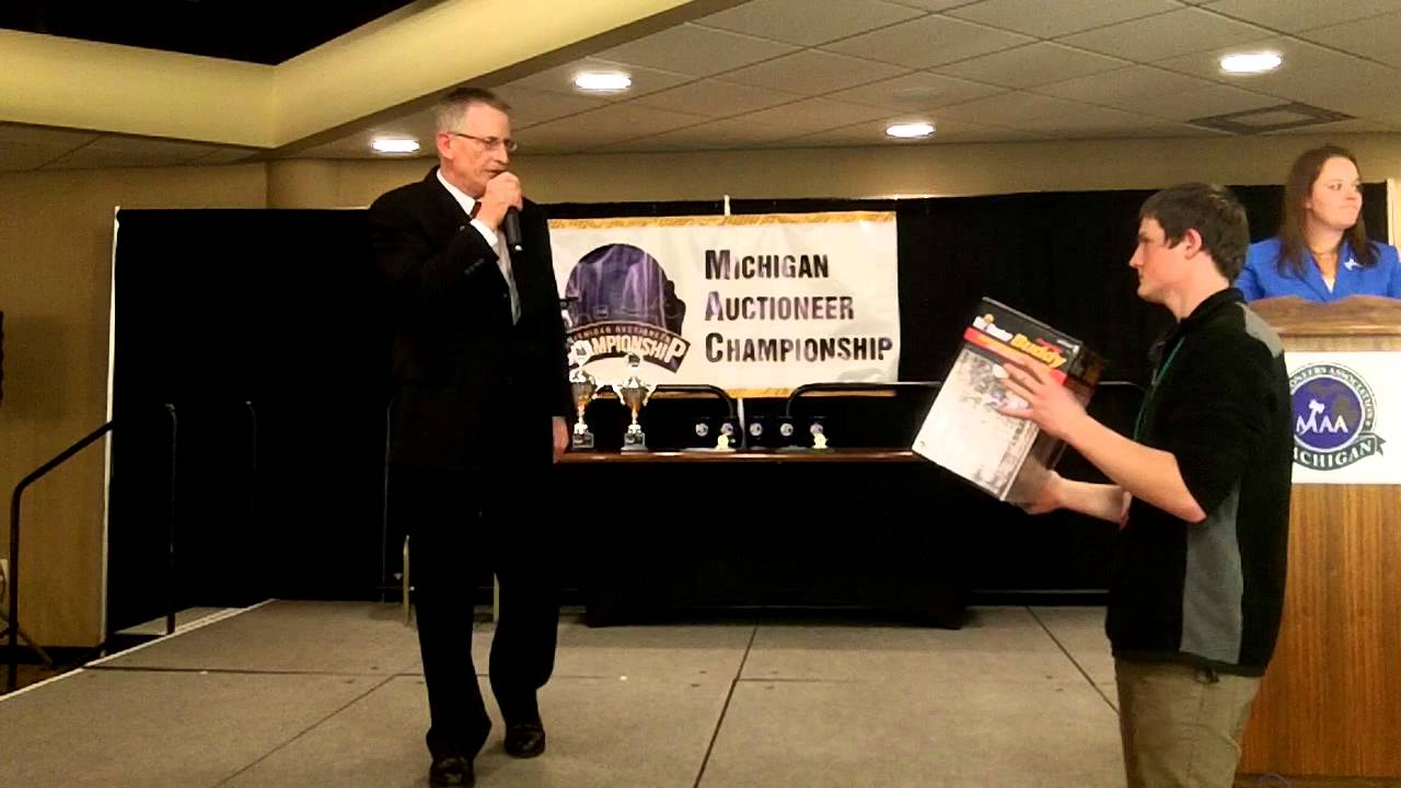 Kelly Merryman, Finalist #5, Michigan Auctioneer Championship 2015 ...