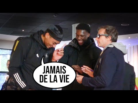 PRANK : Le réceptionniste que t’as pas envie de croiser