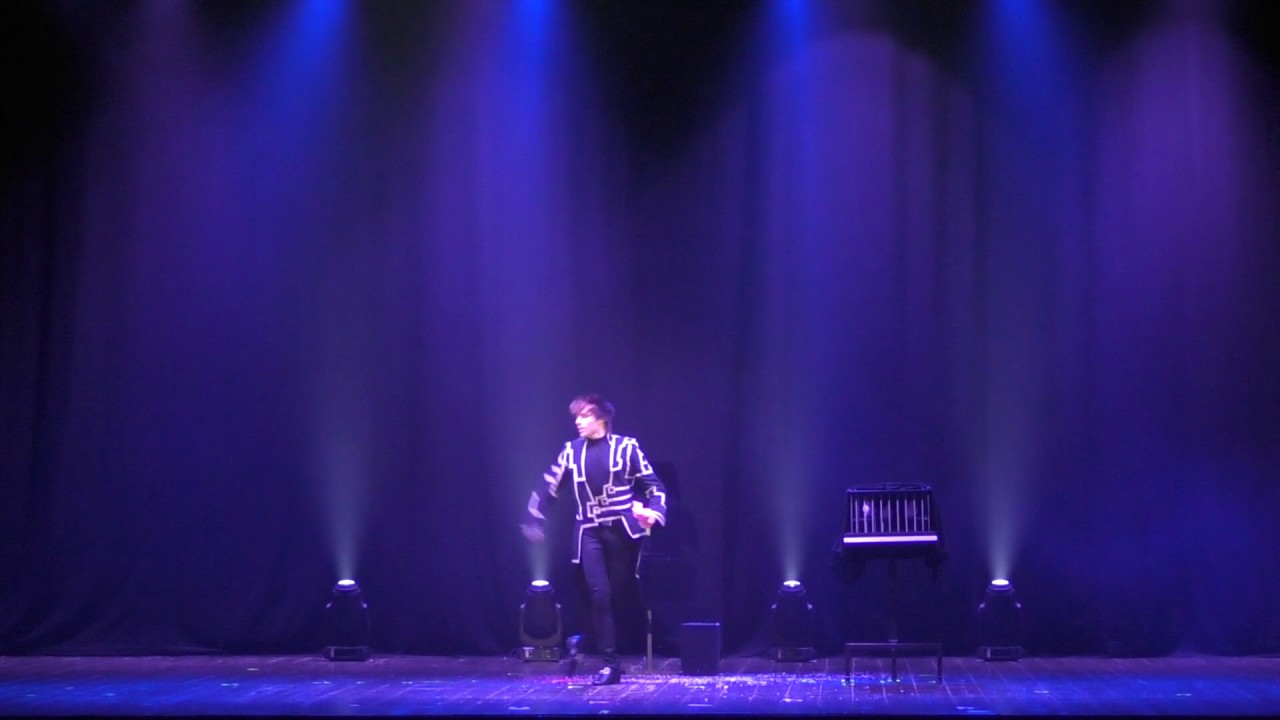 Charlie Mag - Bird Act - YouTube