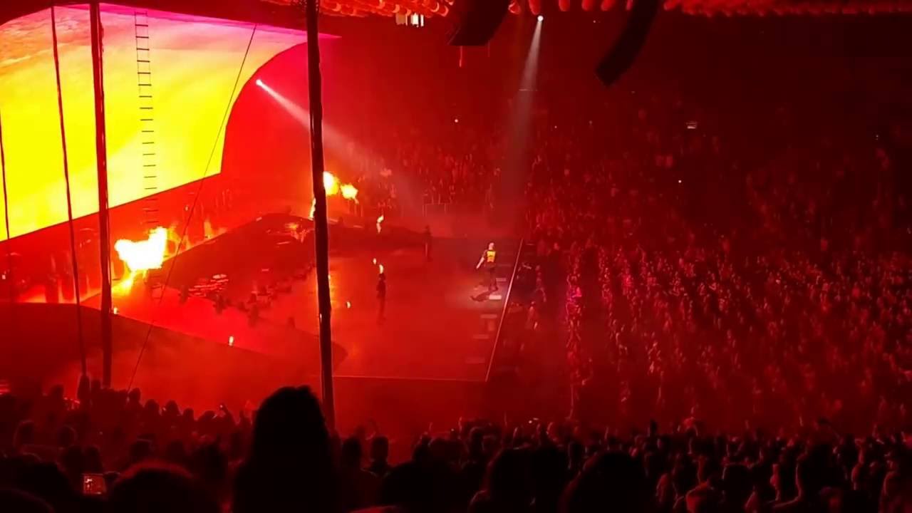 Drake concert at Rogers Place day 1-5 - YouTube