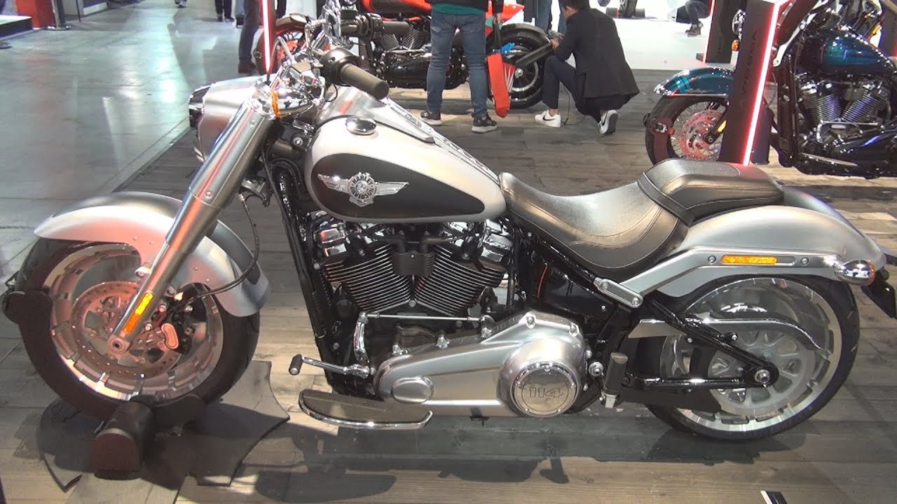 Harley-Davidson Fat Boy (2020) Exterior and Interior - YouTube