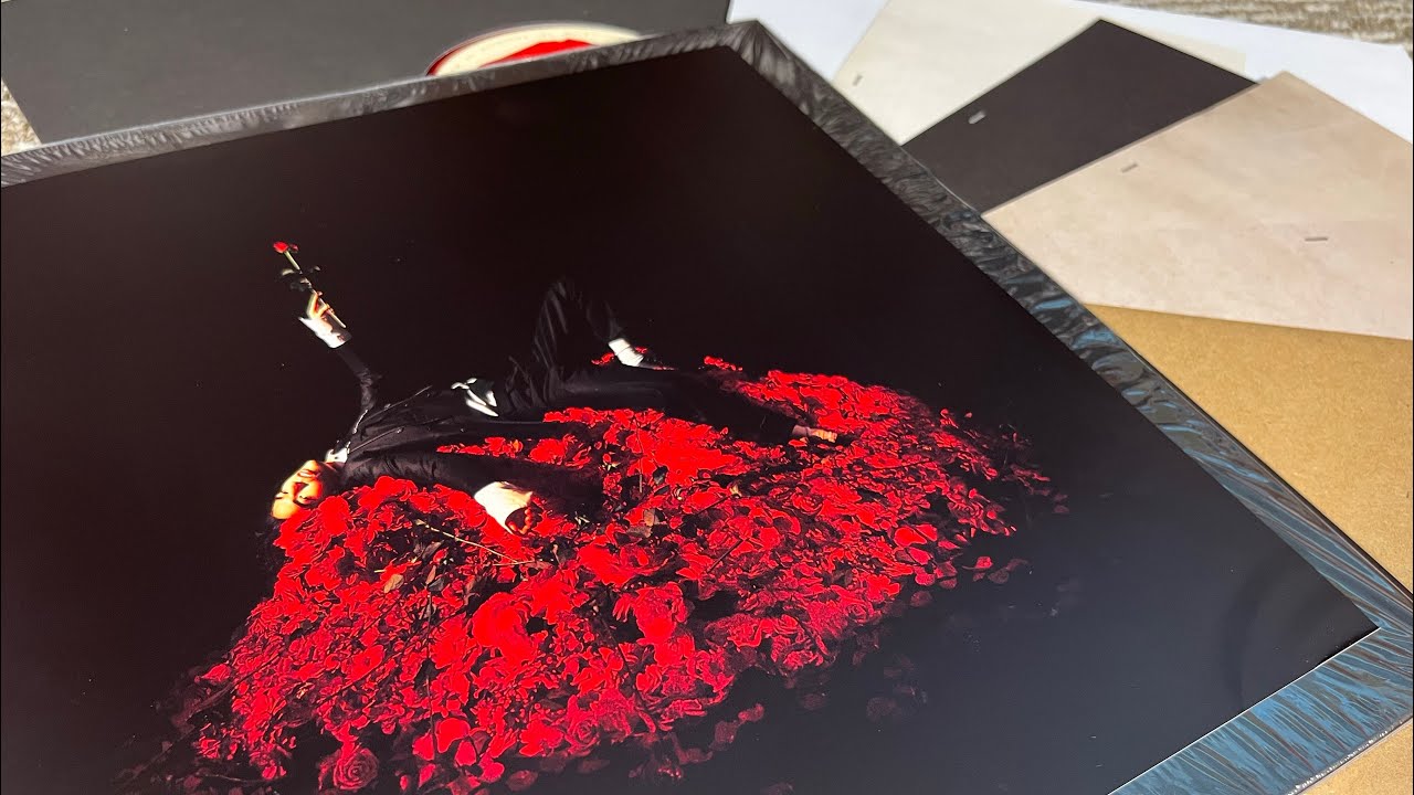 Conan Gray - Superache Vinyl Unboxing - YouTube