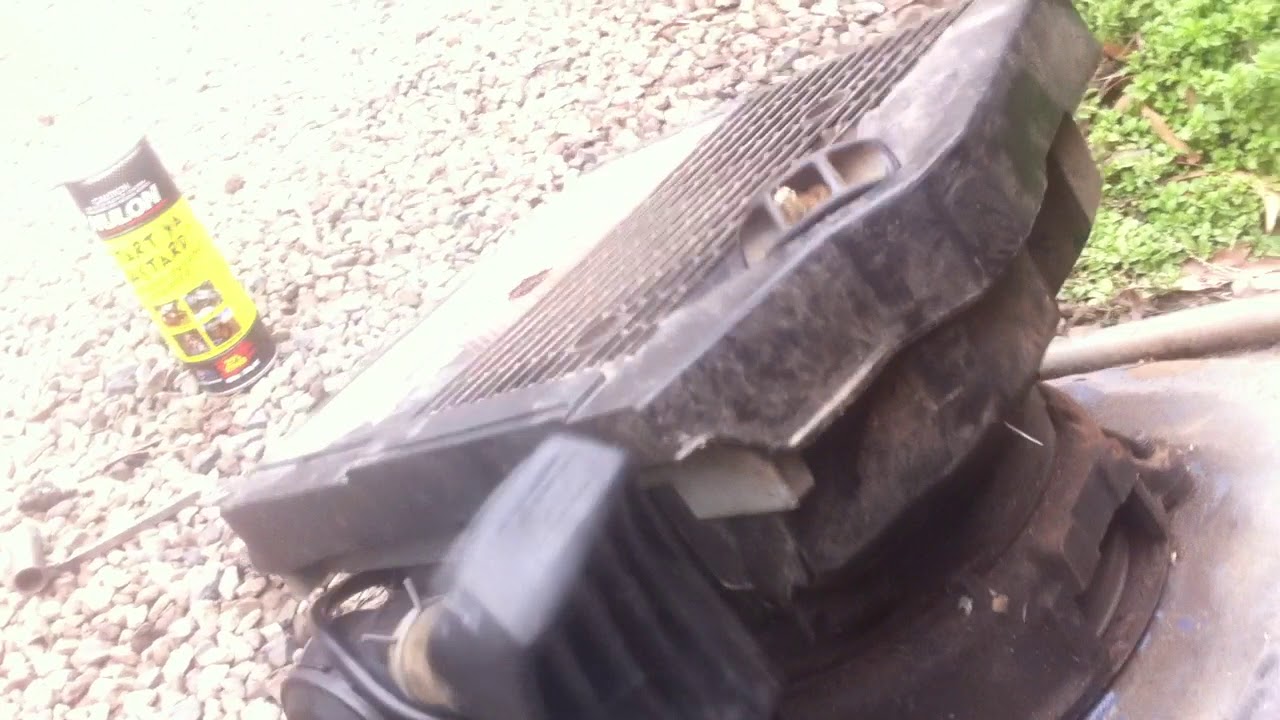 No kickback 2 stroke Victa 460 - YouTube