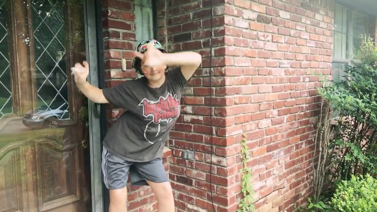 HIT ME BACK (OFFICIAL cringe MUSIC VIDEO) - JACOB SARTORIUS - YouTube