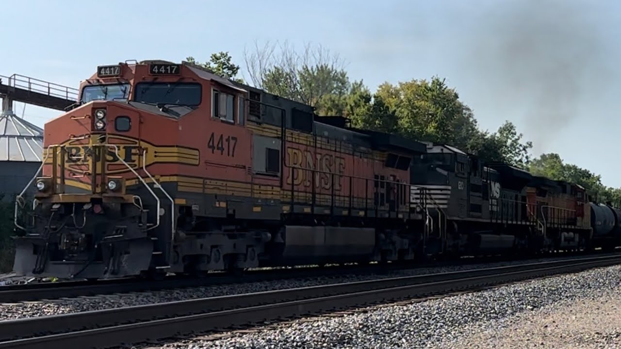 Trains of the weekend 7/28-7/30/23 | Mega trains, high speed action ...