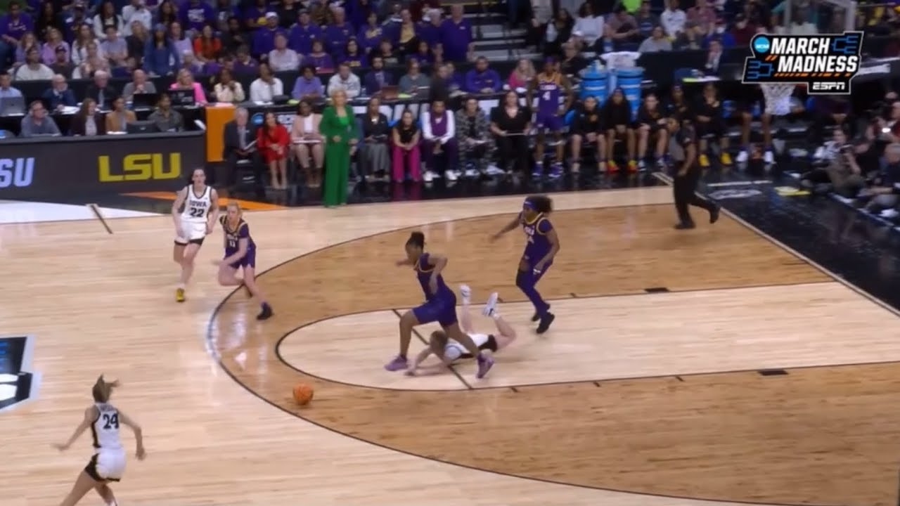 Last two minutes of LSU vs Iowa - YouTube