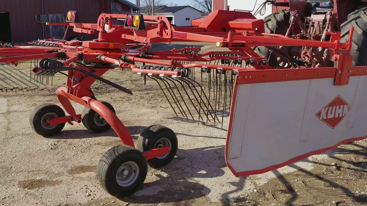 Kuhn Gyro Rake - YouTube