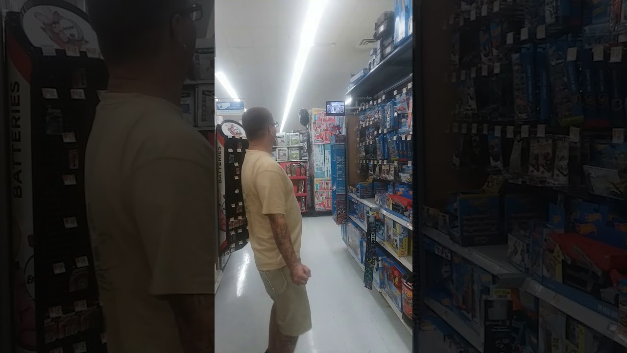 This is what I think of walmart security cameras - YouTube