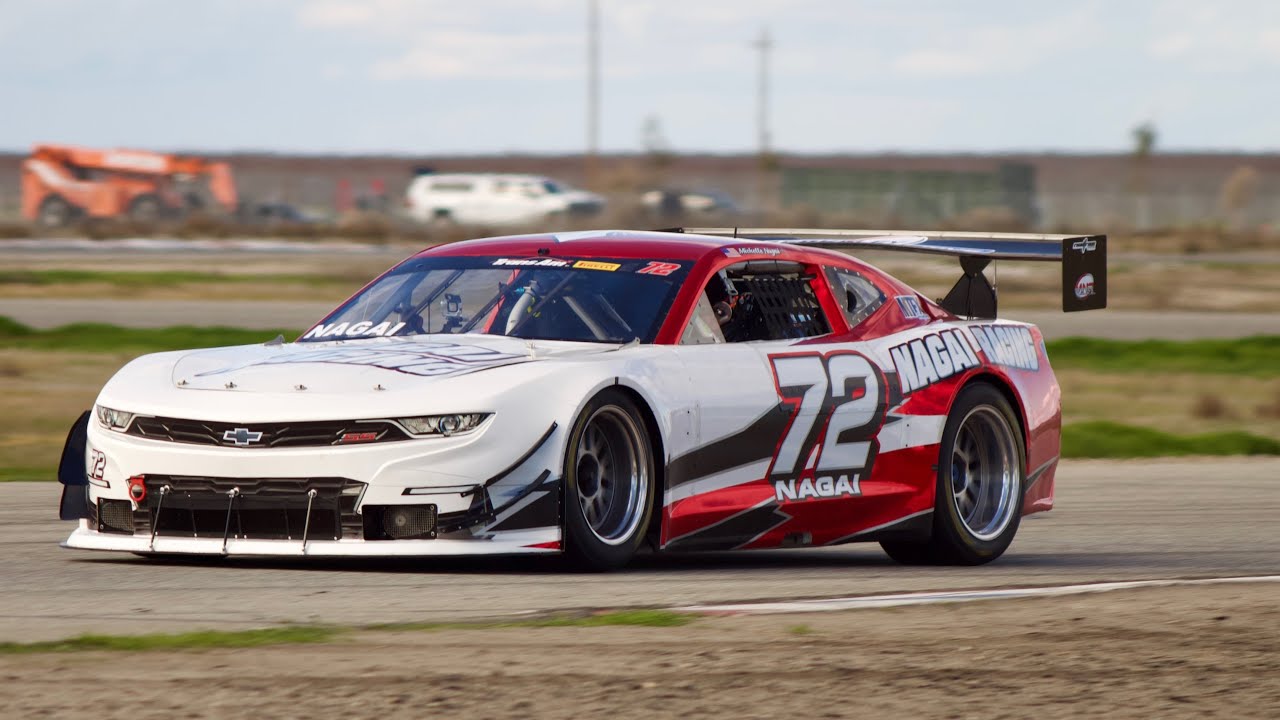 Testing at Buttonwillow International Raceway with Michelle Nagai ...