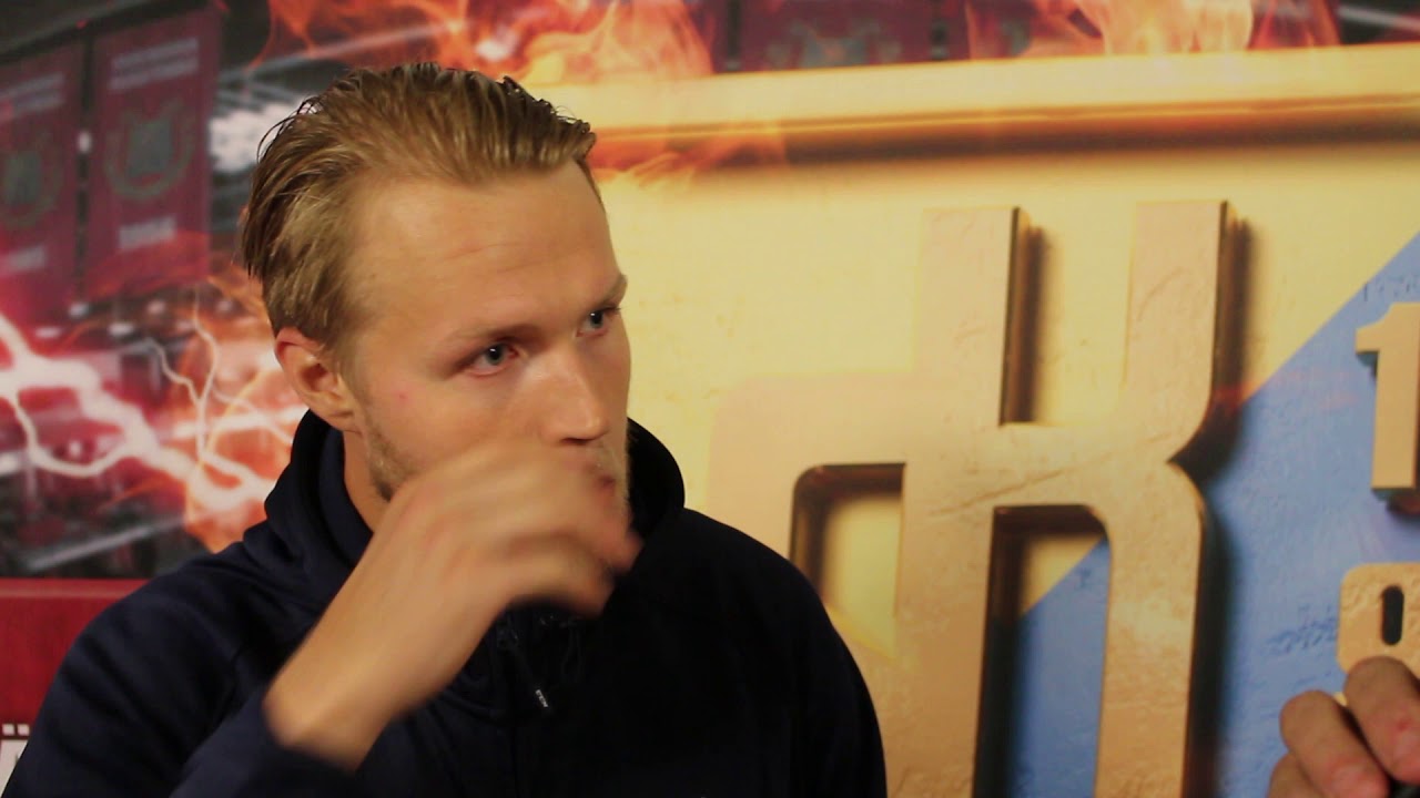 Intervju med Christopher Bengtsson, Södertälje SK efter första ispasset 4/8-19 - YouTube