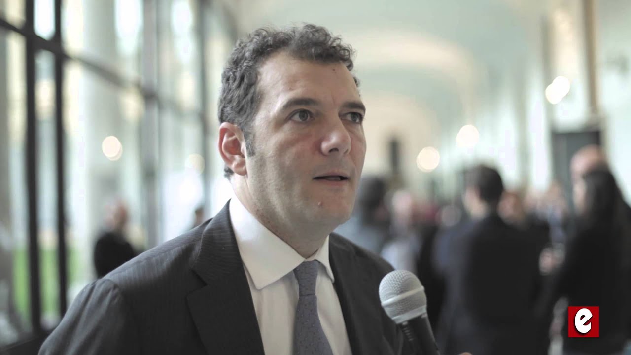 Davide Sportelli – Simmons & Simmons - YouTube