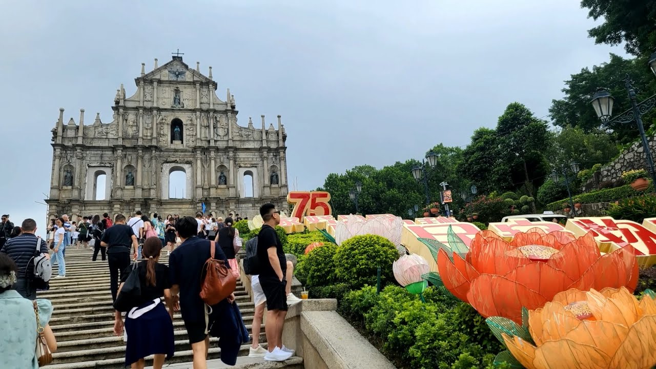 MACAU WALL OF ST PAUL - YouTube