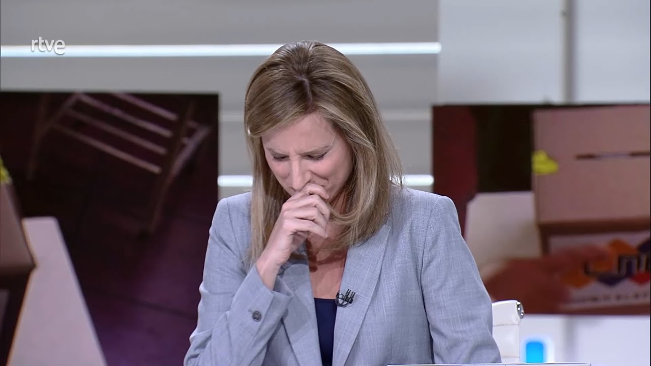 Ana Roldán sufre un ataque de tos en directo - TD TVE 21h (07/12/20 ...