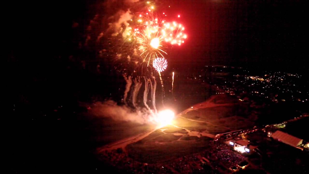 Fireworks at the Boston Pops on Nantucket - YouTube