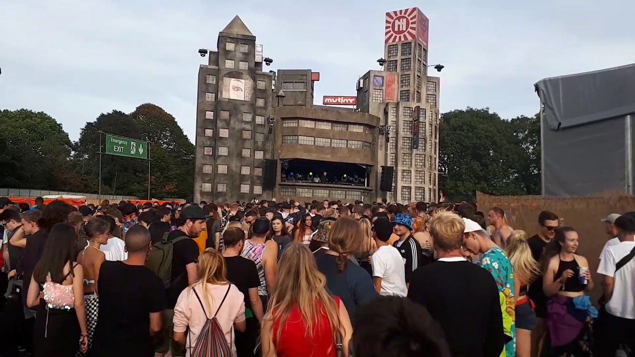 Tokyo World 2017 - YouTube