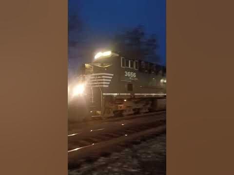 Aggressively LOUD DUO "power stroll thru town" Norfolk Southern #3656 led NS #154 @rider22 - YouTube