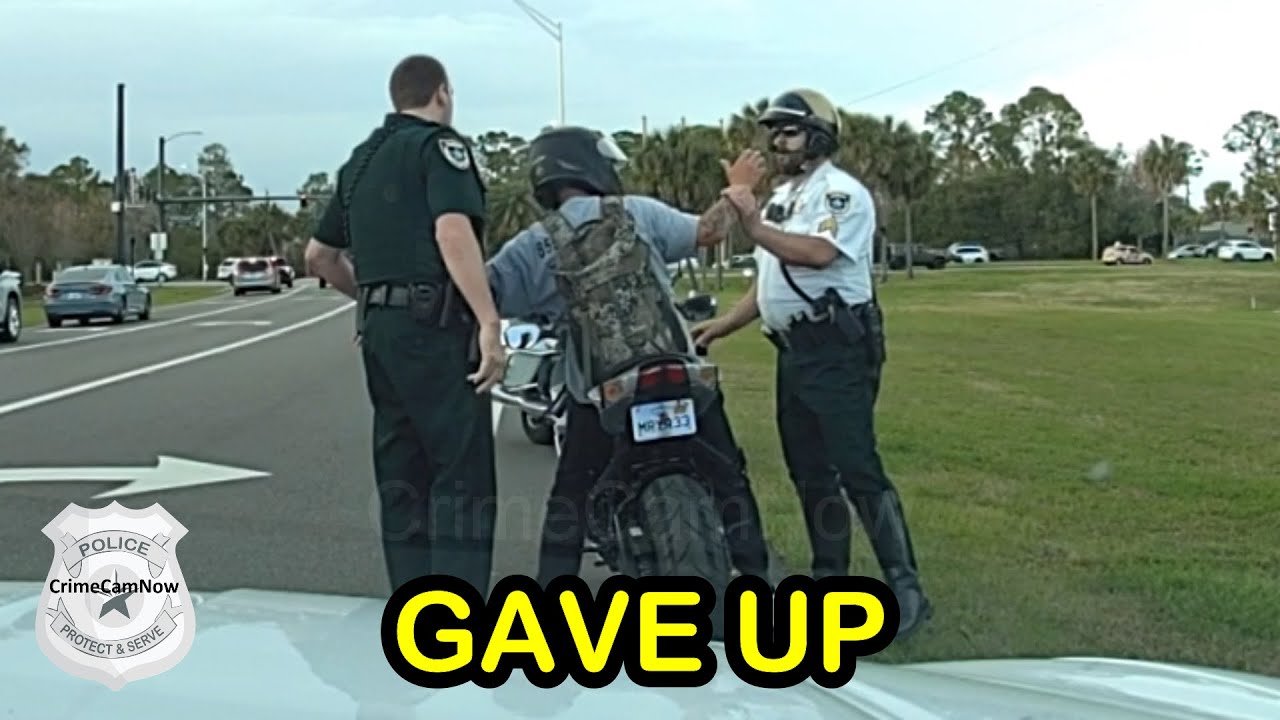 High Speed Motorcycle Chase in Florida - YouTube