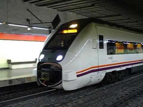 Renfe Media Distancia 449.039 por Las Águilas (Línea C5 de Cercanías de ...