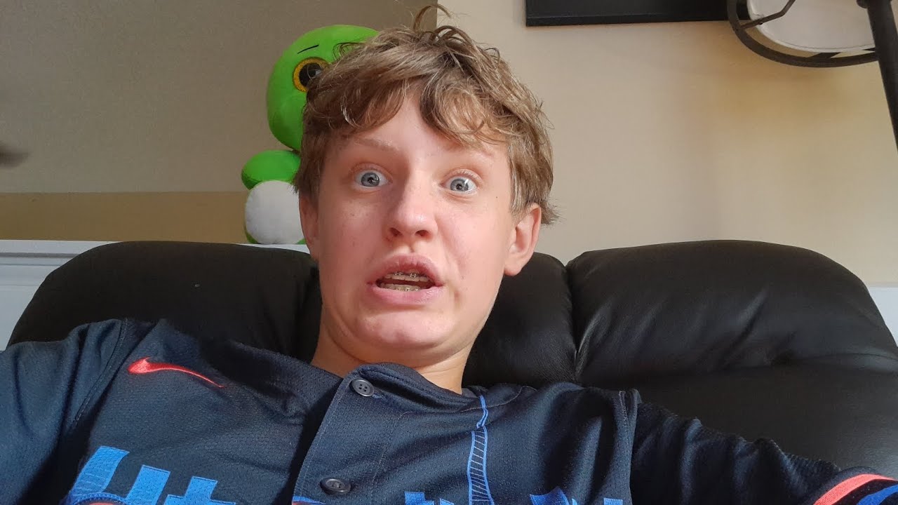 Ordering 100 Stephen Curry Items - YouTube