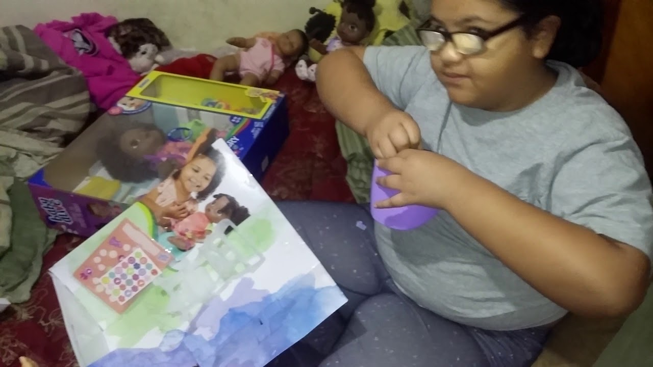 Potty dance baby unboxing so cool - YouTube