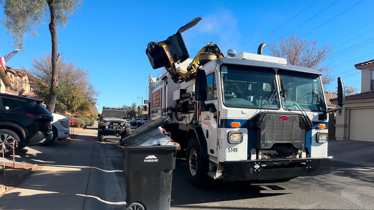 City of Mesa AZ -Jumbo CNG Scorpion & Jumbo CNG New Way Garbage Trucks ...