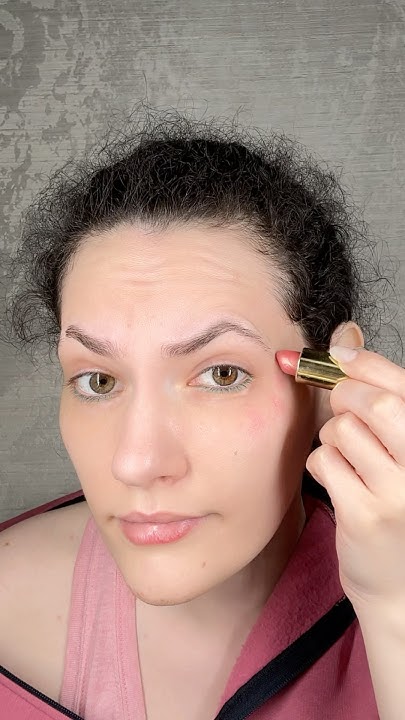 Viral blush makeup hack 😅#makeuptutorial #shortsviral #makeup - YouTube