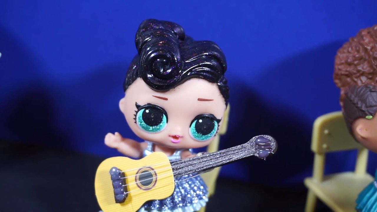 LOL SURPRISE DOLLS Go To A Concert! - YouTube