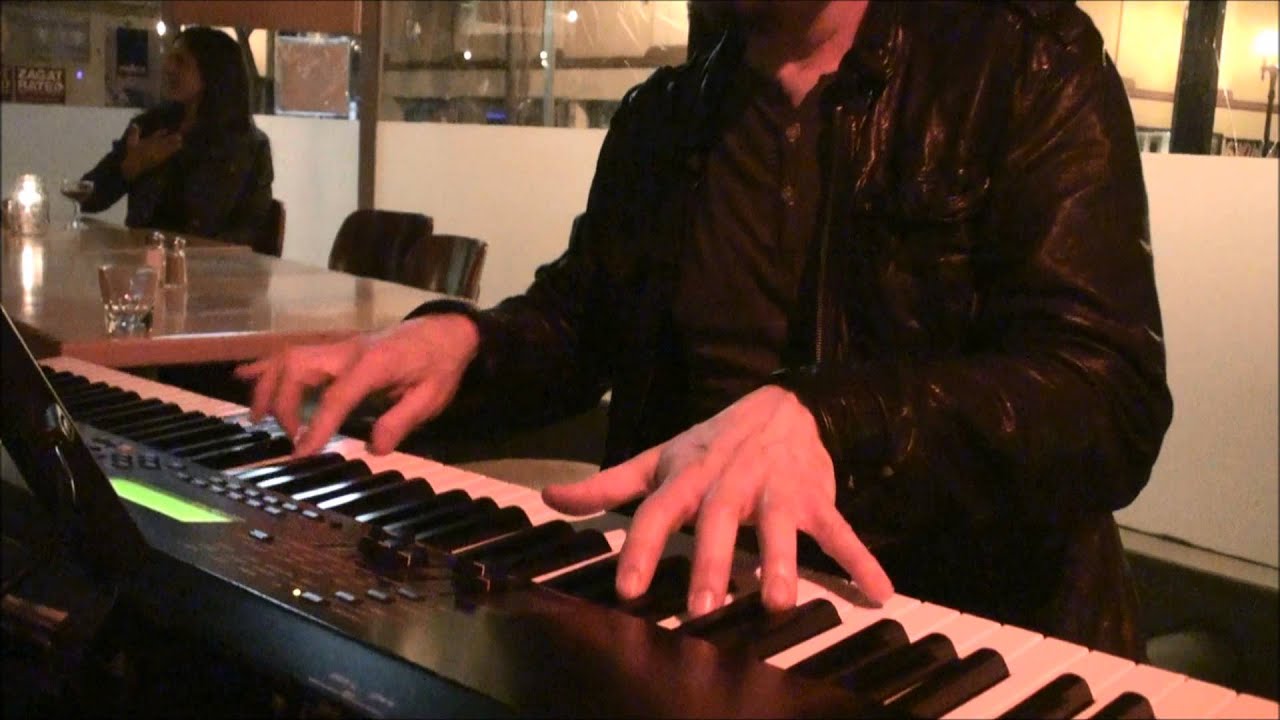 Blackbird Peter Siebert & Brett McConnell - YouTube