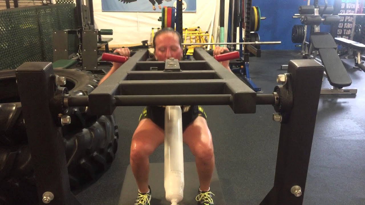 Using our Real Jumper machine for some ACL recovery. #synergy - YouTube