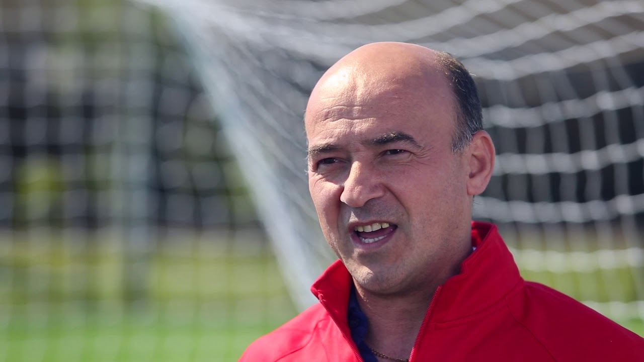 Foxhill Forum, Bath | Carlos, Bath Arsenal Juniors coach - YouTube