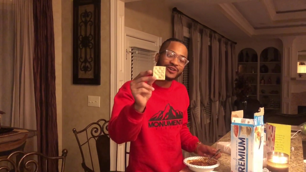 How To Eat Saltine Crackers - YouTube