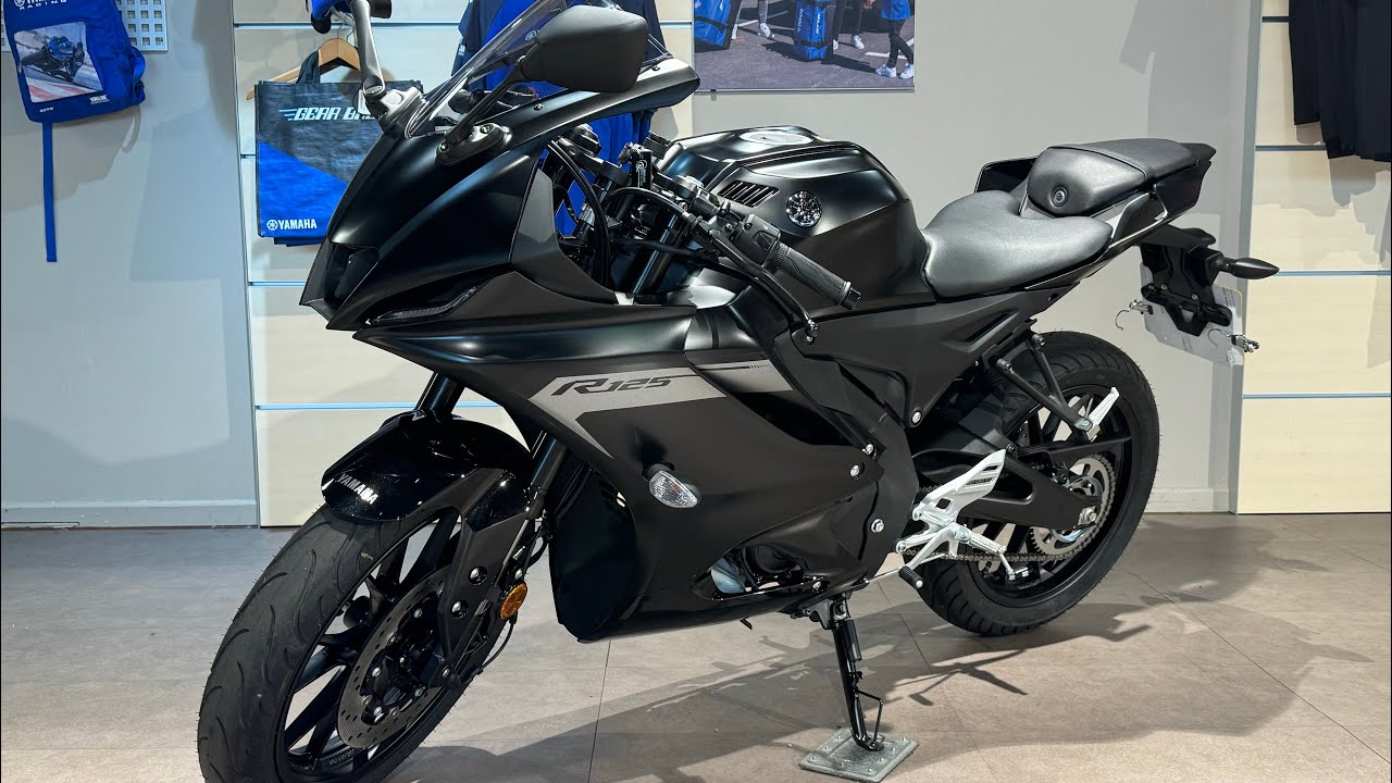 Yamaha R125 | Stock number 206688 | Mott Motorcycles - YouTube