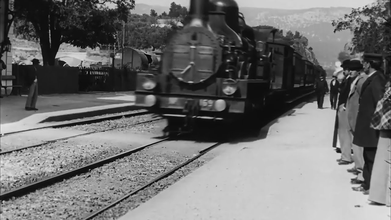 [4k, 60 fps] Arrival of a Train at La Ciotat The Lumière Brothers, 1896 ...