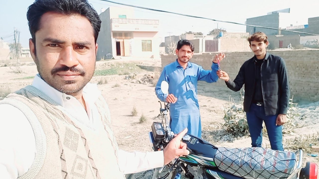 Masjid ke kam ke sath sath yah gadi kis family Ne gift kar di - YouTube