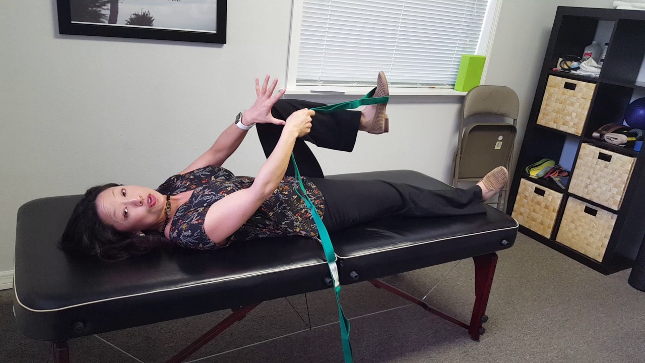 Self Crossover Sciatic Nerve Glide | Pursuit Physical Therapy - YouTube