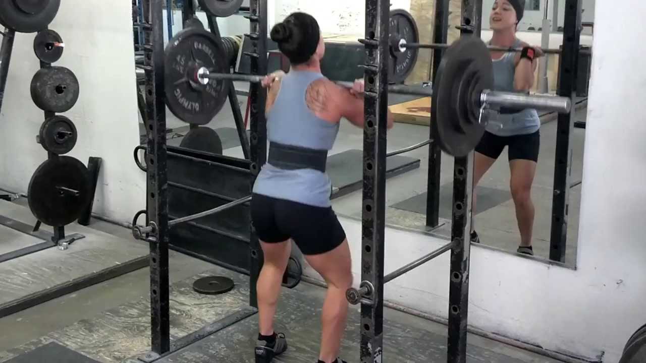 Strong Girl Doing Heavy Front Squats - YouTube