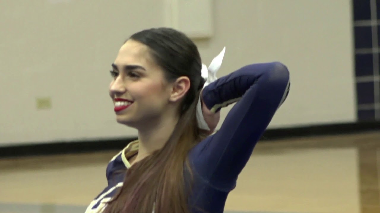 AHS Cheer Showoff 20 - YouTube