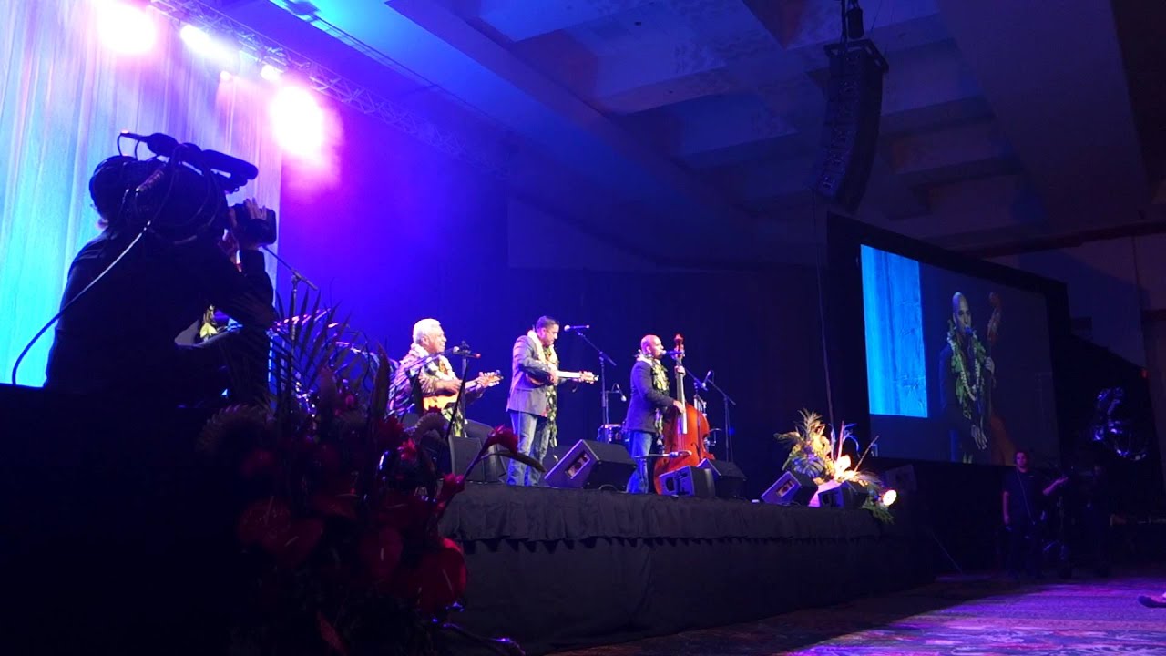 Richard Hoopii performs with Na Hoa at the Na Hoku Hanohano Awards 2015 ...