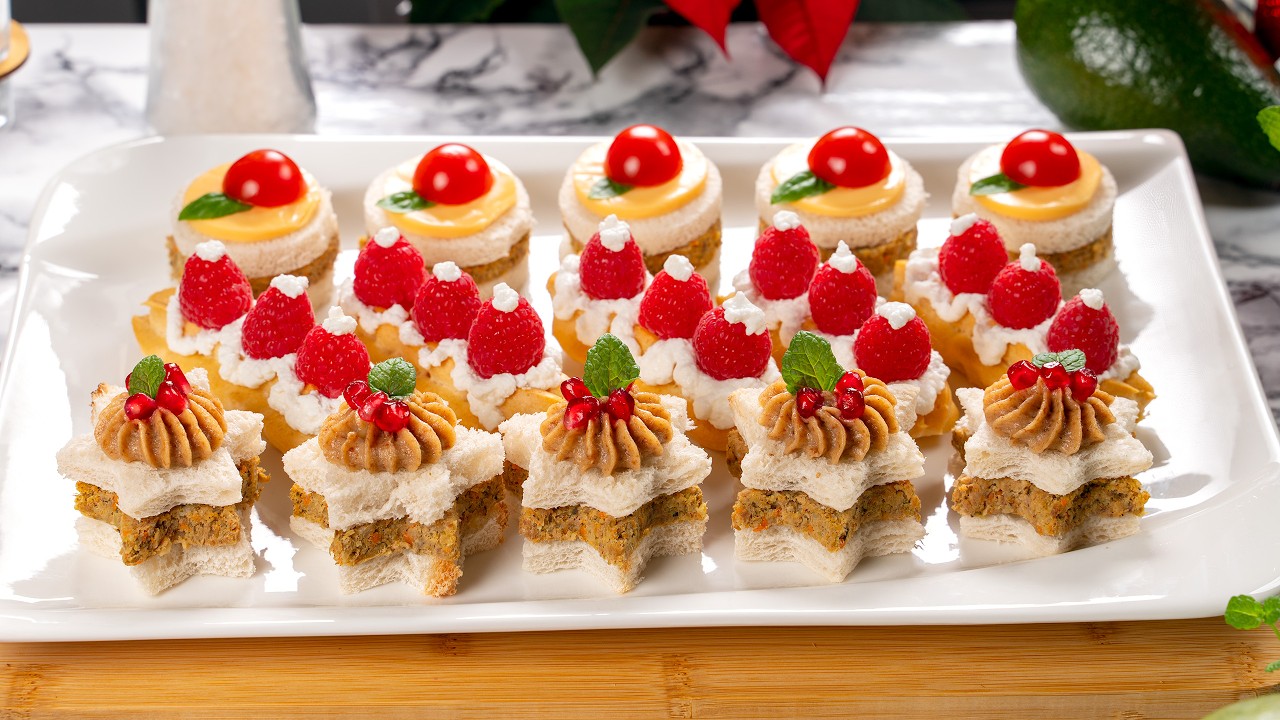 Delicious soft bread snacks for the Christmas table. Finger food snacks ...