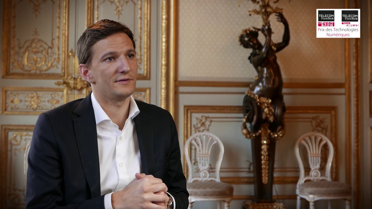 Interview d'Alexandre Fretti, directeur général de Webhelp - YouTube