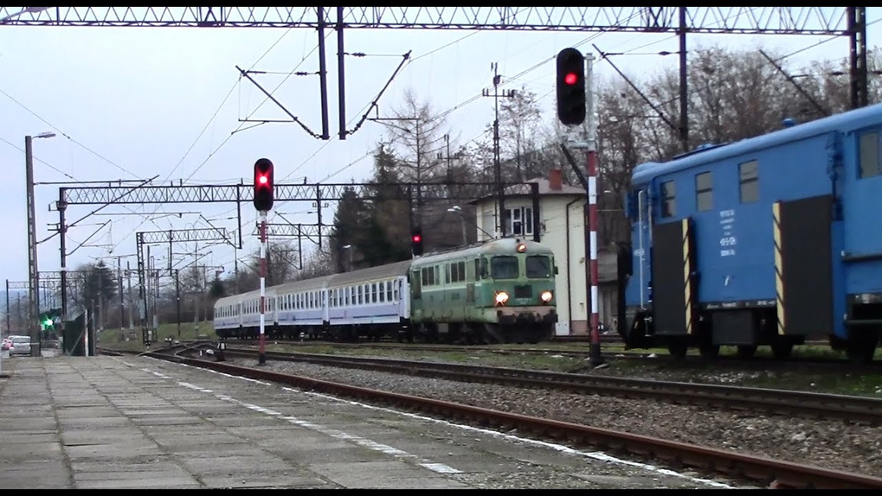 ST43-389 prowadzący pociąg TLK Staszic - YouTube